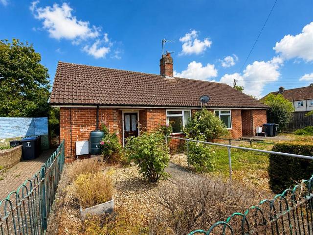 2 bedroom semi detached bungalow for sale
