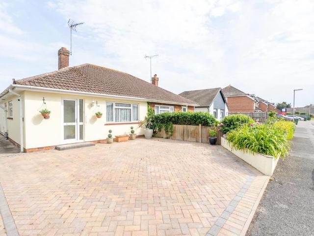 2 bedroom semi detached bungalow for sale