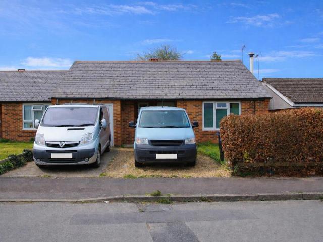 2 bedroom semi detached bungalow for sale