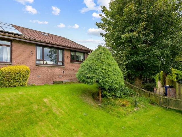 2 bedroom semi detached bungalow for sale