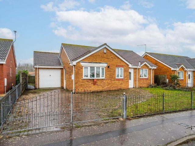 2 bedroom semi detached bungalow for sale