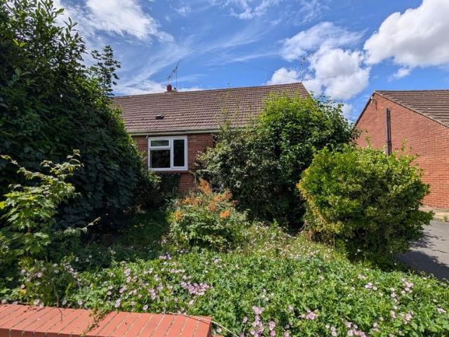 2 bedroom semi detached bungalow for sale