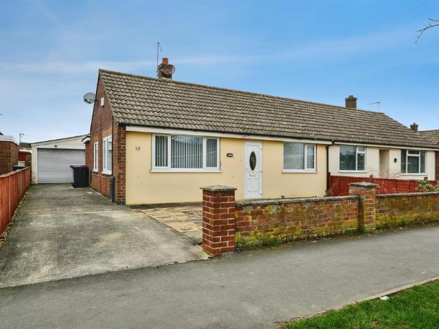 2 bedroom semi detached bungalow for sale