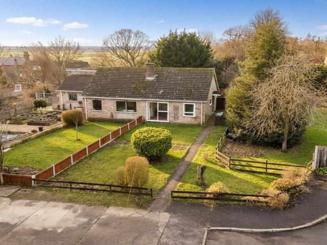 2 bedroom semi detached bungalow for sale