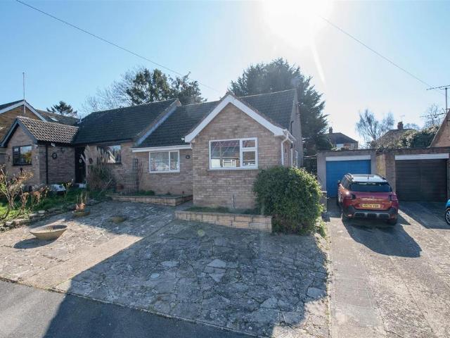2 bedroom semi detached bungalow for sale