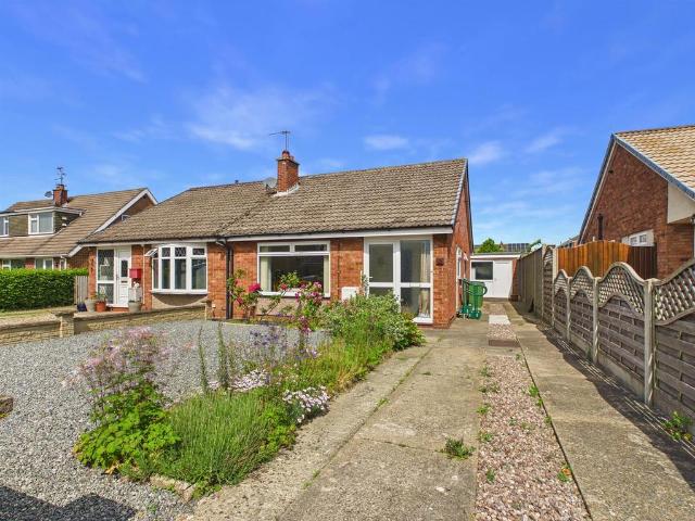 2 bedroom semi detached bungalow for sale
