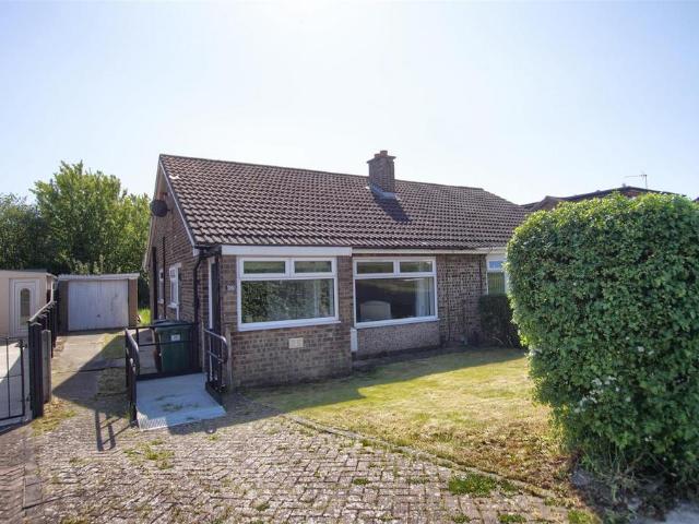 2 bedroom semi detached bungalow for sale