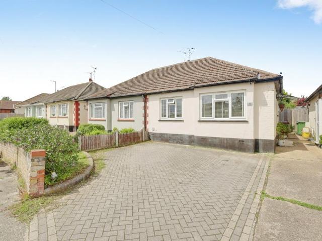 2 bedroom semi detached bungalow for sale