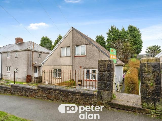 2 bedroom semi detached bungalow for sale