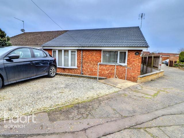 2 bedroom semi detached bungalow for sale