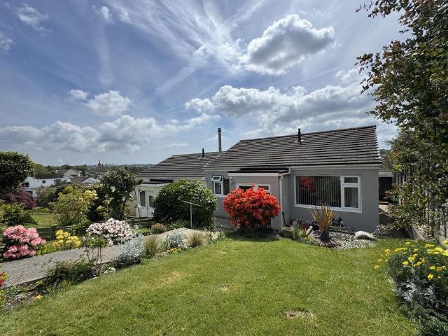 2 bedroom semi detached bungalow for sale
