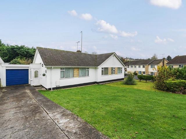 2 bedroom semi detached bungalow for sale