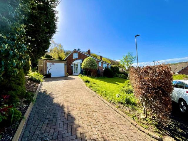 2 bedroom semi detached bungalow for sale