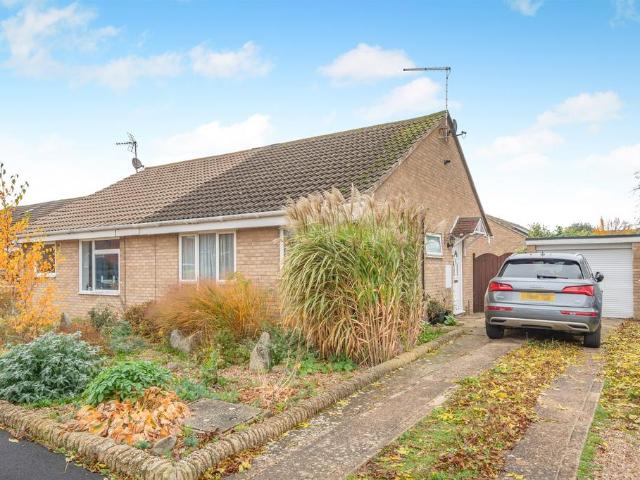 2 bedroom semi detached bungalow for sale