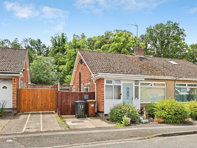 2 bedroom semi detached bungalow for sale