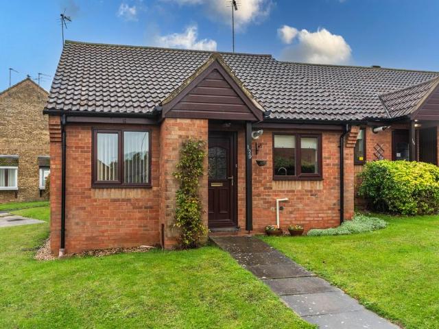 2 bedroom semi detached bungalow for sale