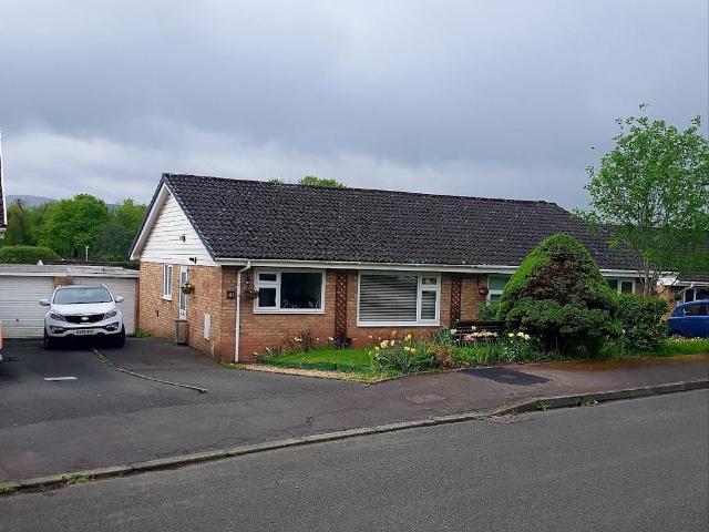 2 bedroom semi detached bungalow for sale