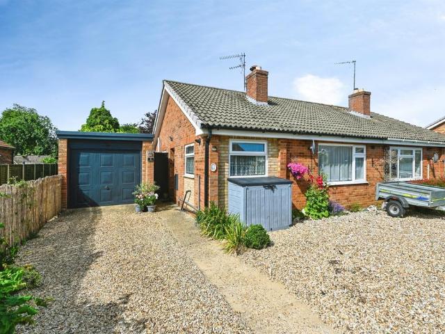 2 bedroom semi detached bungalow for sale