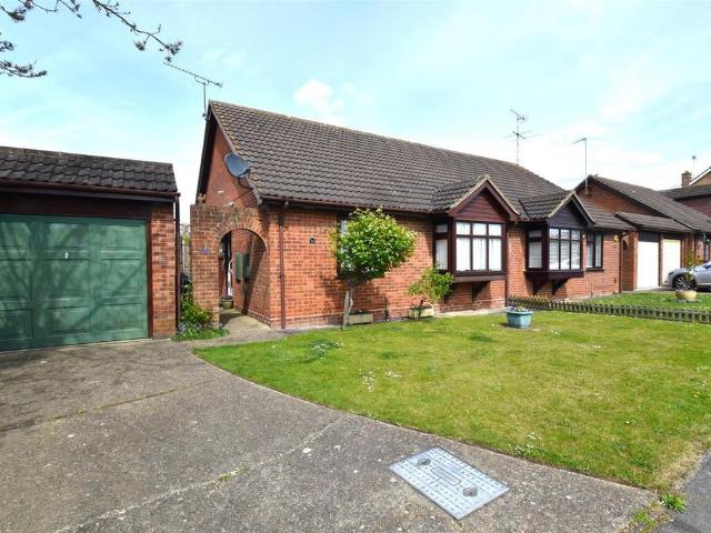 2 bedroom semi detached bungalow for sale