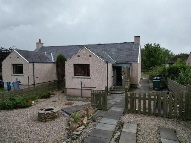 2 bedroom semi detached bungalow for sale