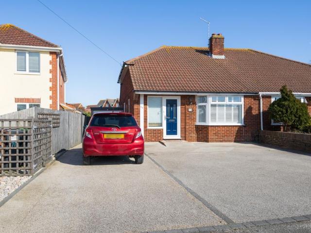 3 bedroom semi detached bungalow for sale