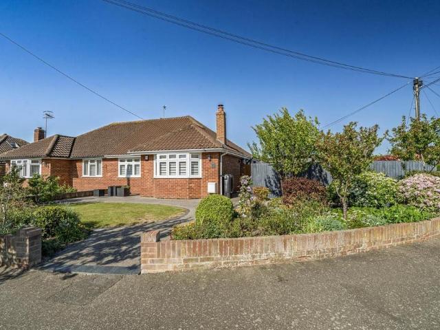 2 bedroom semi detached bungalow for sale