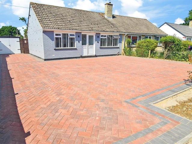 2 bedroom semi detached bungalow for sale