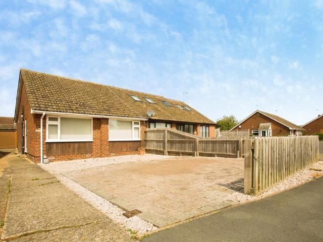 2 bedroom semi detached bungalow for sale