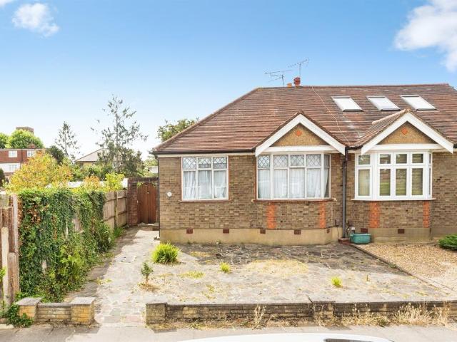 2 bedroom semi detached bungalow for sale