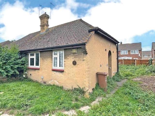 2 bedroom semi detached bungalow for sale