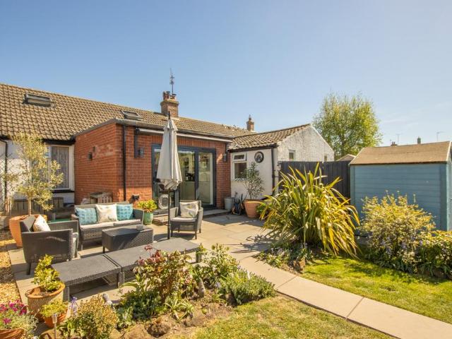2 bedroom semi detached bungalow for sale