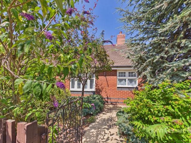 2 bedroom semi detached bungalow for sale