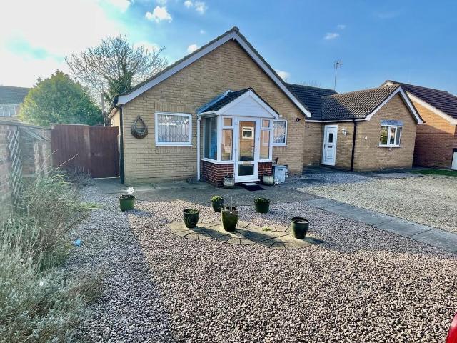 2 bedroom semi detached bungalow for sale