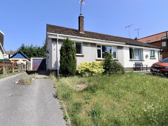 2 bedroom semi detached bungalow for sale