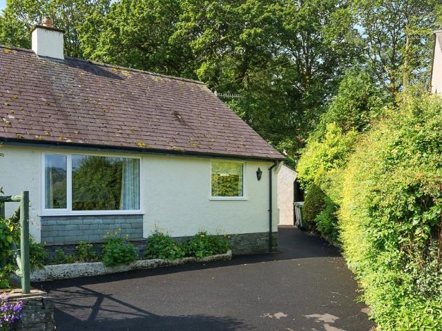 2 bedroom semi detached bungalow for sale