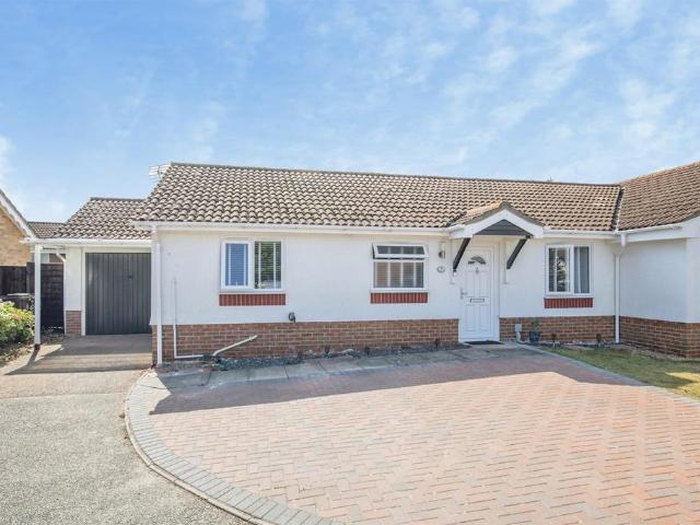 2 bedroom semi detached bungalow for sale