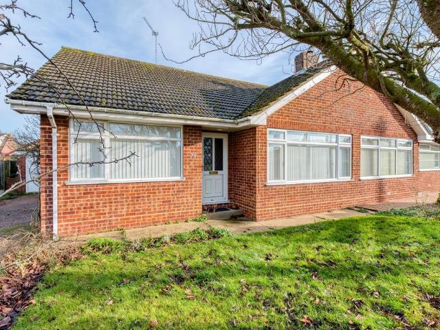 2 bedroom semi detached bungalow for sale