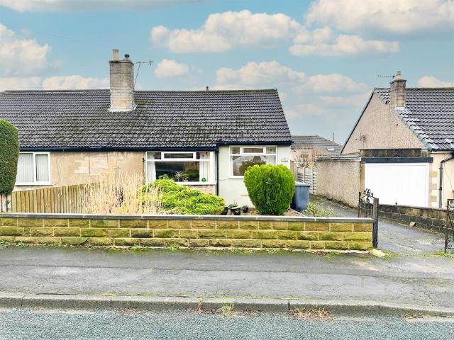 2 bedroom semi detached bungalow for sale