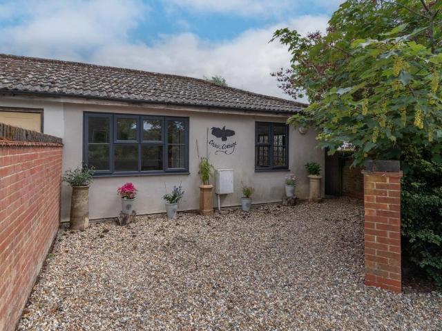 2 bedroom semi detached bungalow for sale