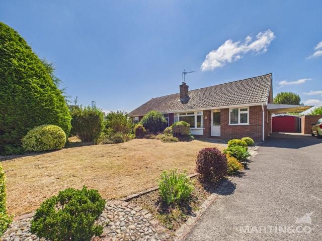 2 bedroom semi detached bungalow for sale