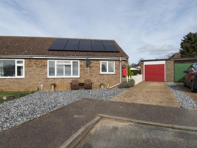 2 bedroom semi detached bungalow for sale