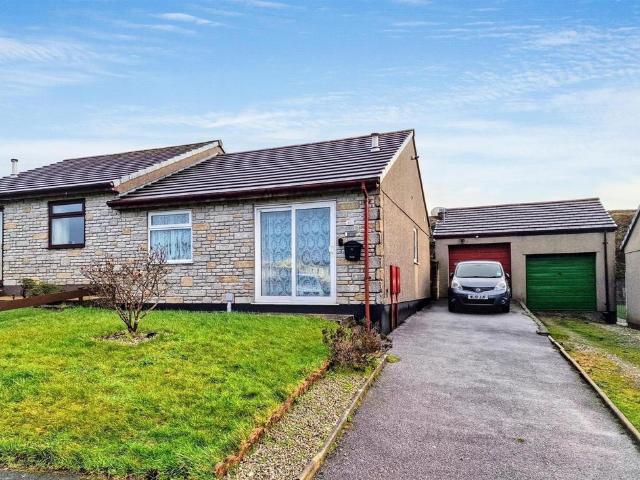 2 bedroom semi detached bungalow for sale