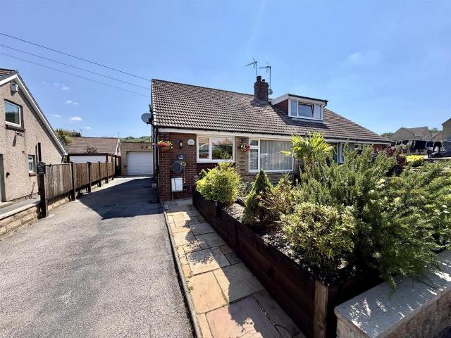 2 bedroom semi detached bungalow for sale