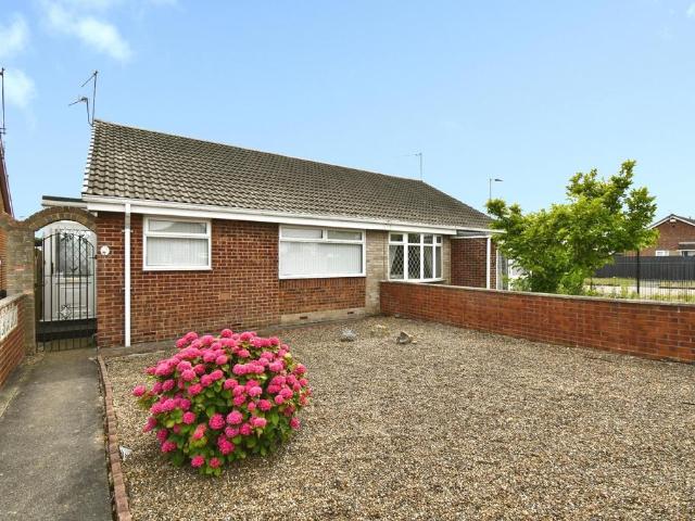 2 bedroom semi detached bungalow for sale