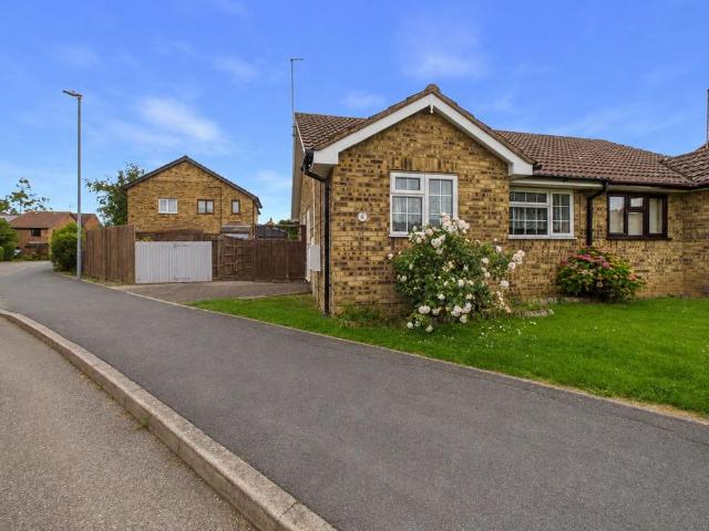 2 bedroom semi detached bungalow for sale