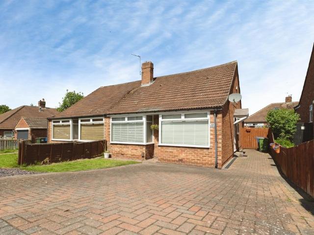 2 bedroom semi detached bungalow for sale