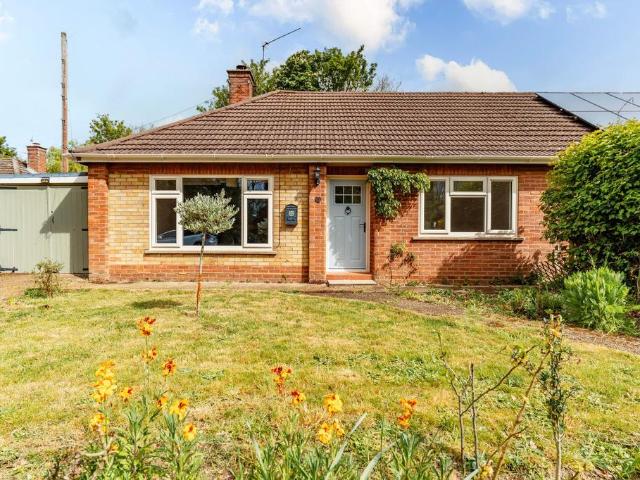 2 bedroom semi detached bungalow for sale