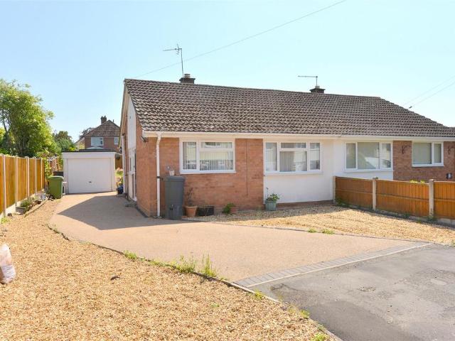 2 bedroom semi detached bungalow for sale