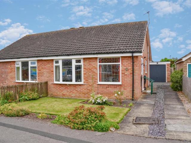 2 bedroom semi detached bungalow for sale