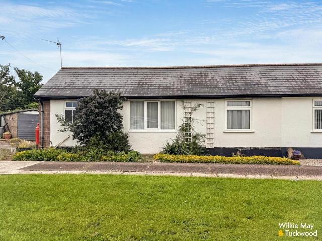 2 bedroom semi detached bungalow for sale
